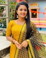 Gomathi Priya(Actress) Age, Wiki, Biography, Dob, Images, Movies, Serials