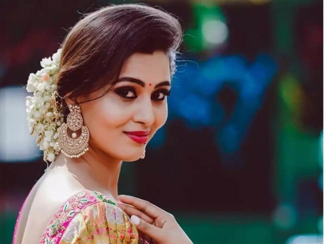 Neha Gowda Wiki, Biography, Age, Images, Movies, DOB, Birthday - Cinesettai